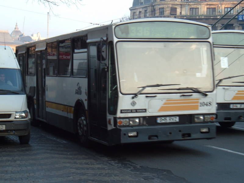 Autobuz Rocar DeSimon pe linia 336